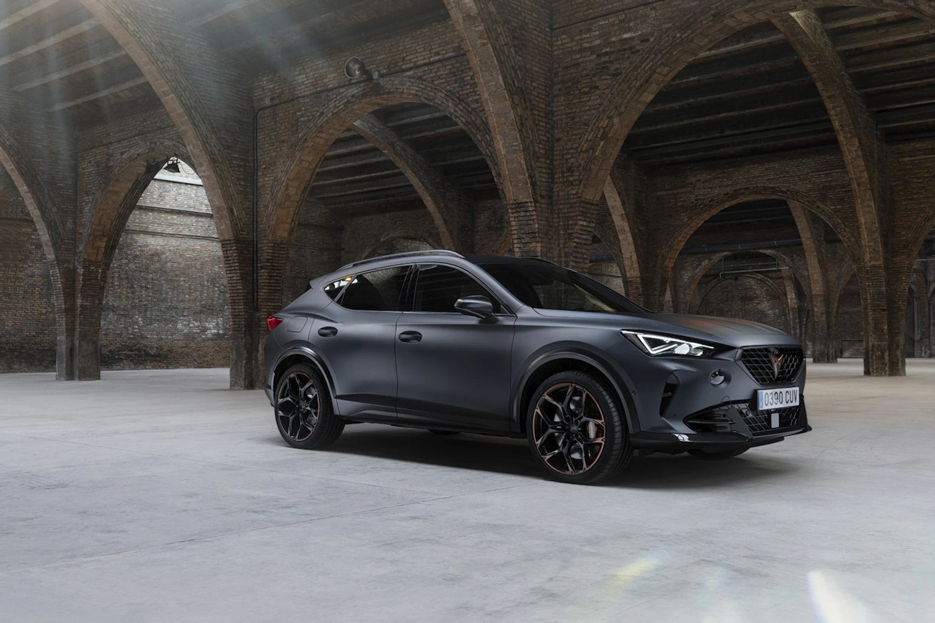 L’exclusive CUPRA Formentor VZ fait fuir les conventions. Avec ses ...